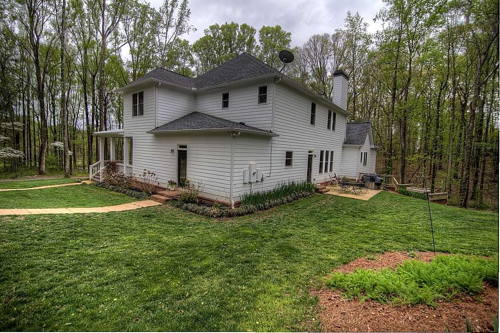 Glide Tour of 867 Freehome Road, Canton, Georgia 30115