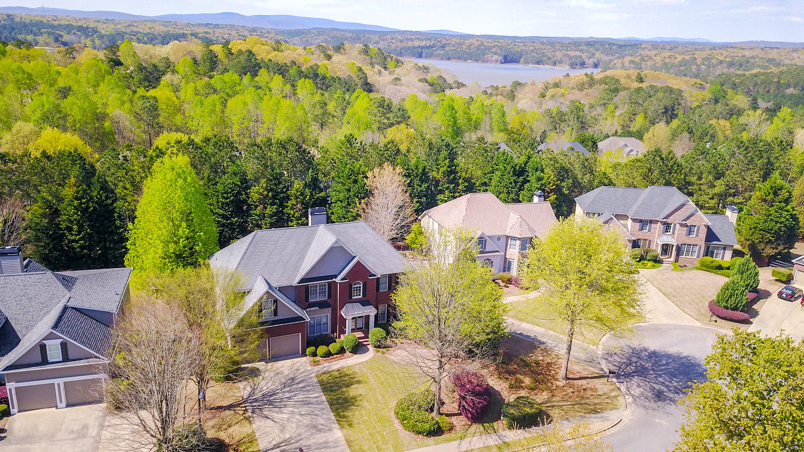 Glide Tour of 909 Raven Pt, Canton, Georgia 30114