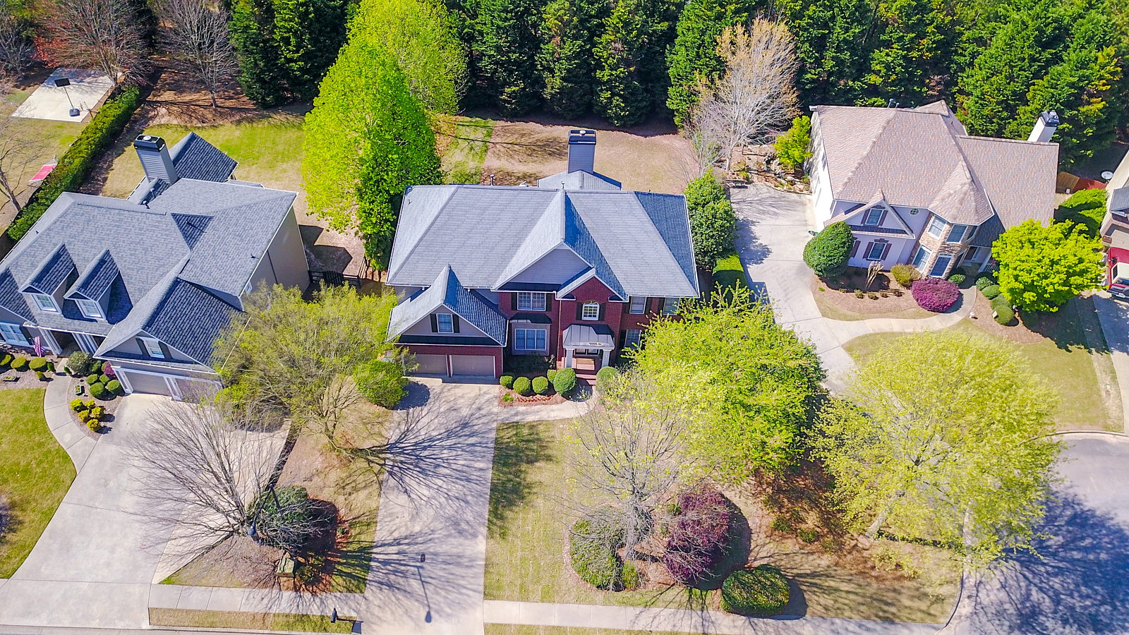 Glide Tour of 909 Raven Pt, Canton, Georgia 30114