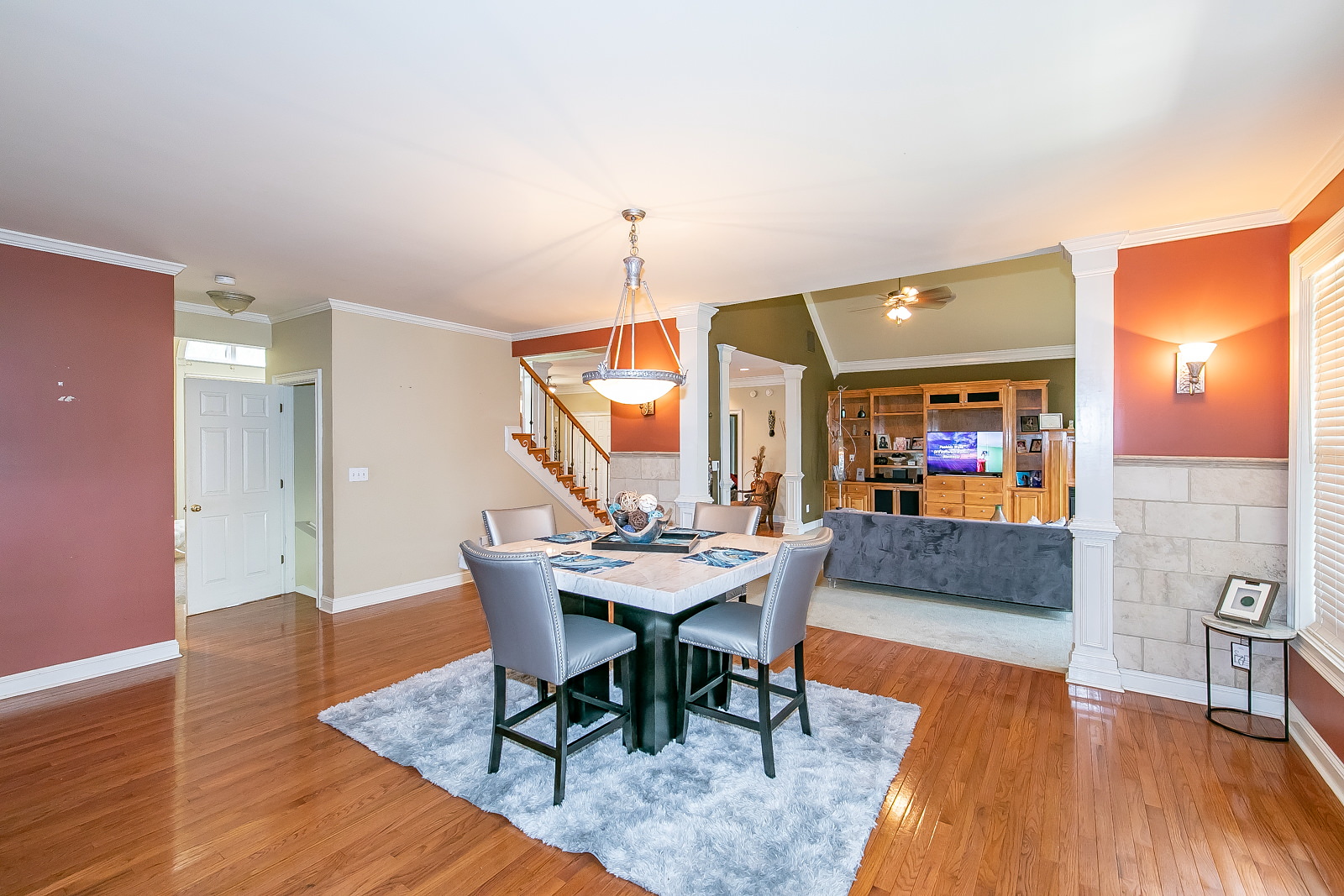 Glide Tour of 1033 Lyndhurst Way, Conyers, Georgia 30013