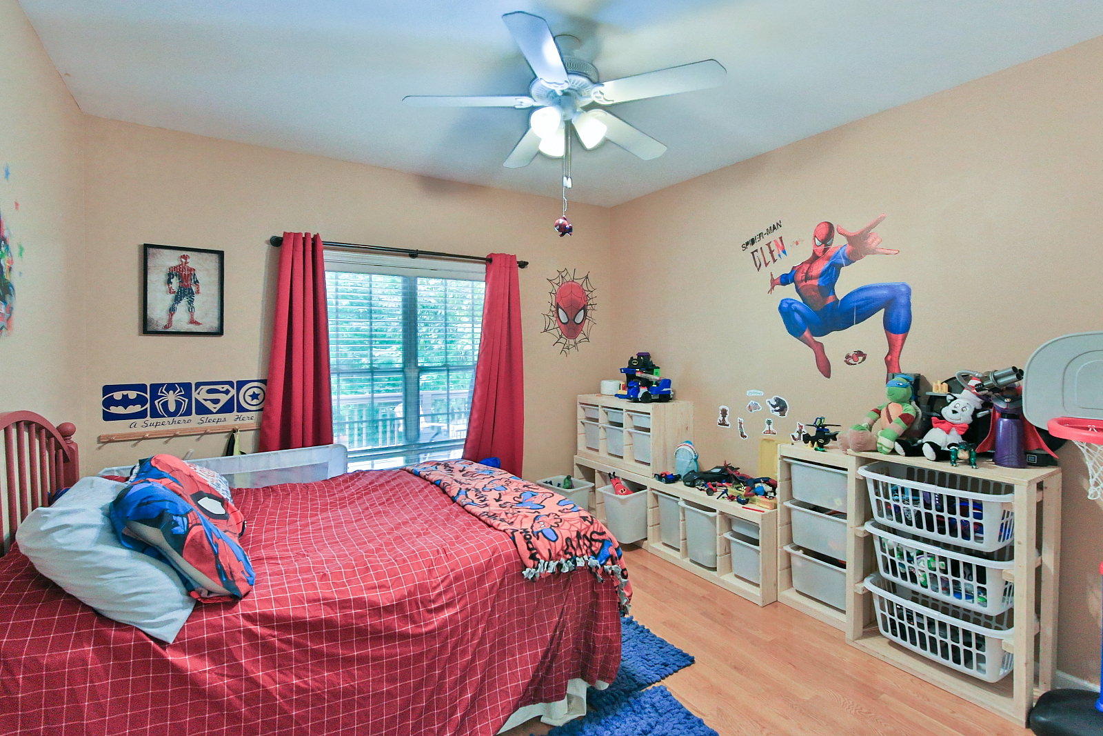 Glide Tour of 570 McCready Drive, Dallas, Georgia 30157