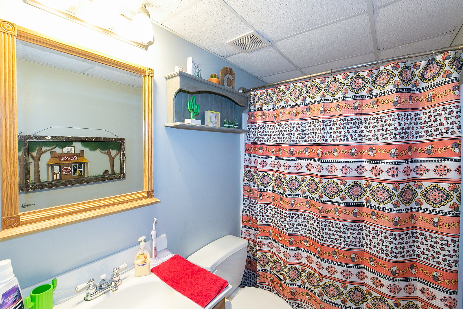 Glide Tour of 570 McCready Drive, Dallas, Georgia 30157