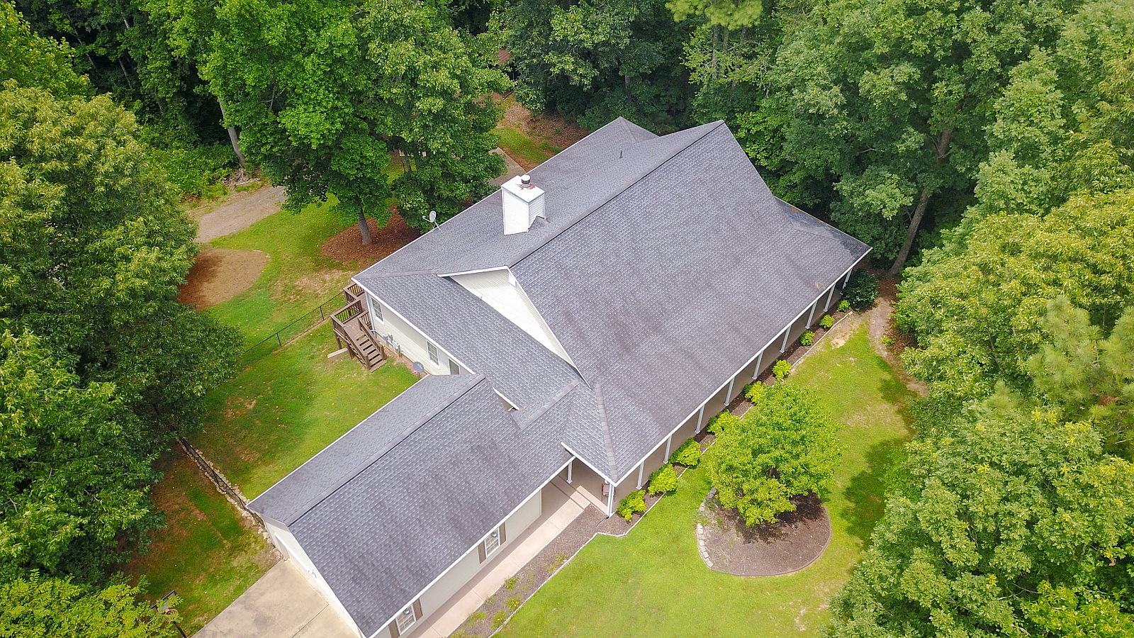 Glide Tour of 570 McCready Drive, Dallas, Georgia 30157