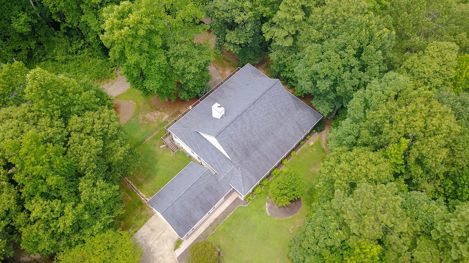 Glide Tour of 570 McCready Drive, Dallas, Georgia 30157