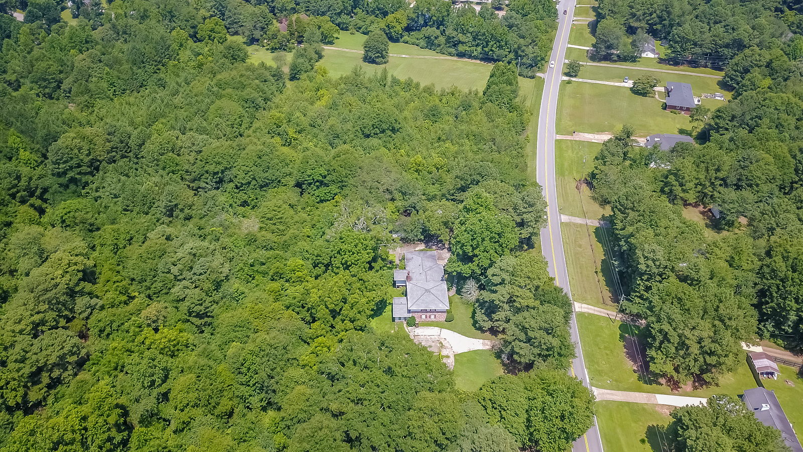 Glide Tour of 1315 Fairview Rd, Ellenwood, Georgia 30294