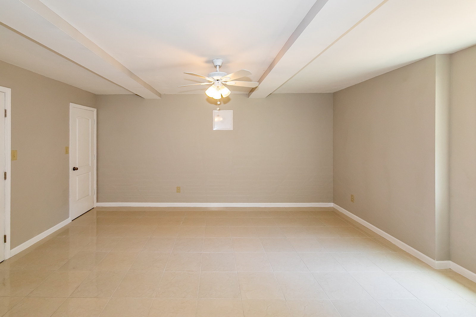 Glide Tour of 473 George Coggin Rd, Newnan, Georgia 30265