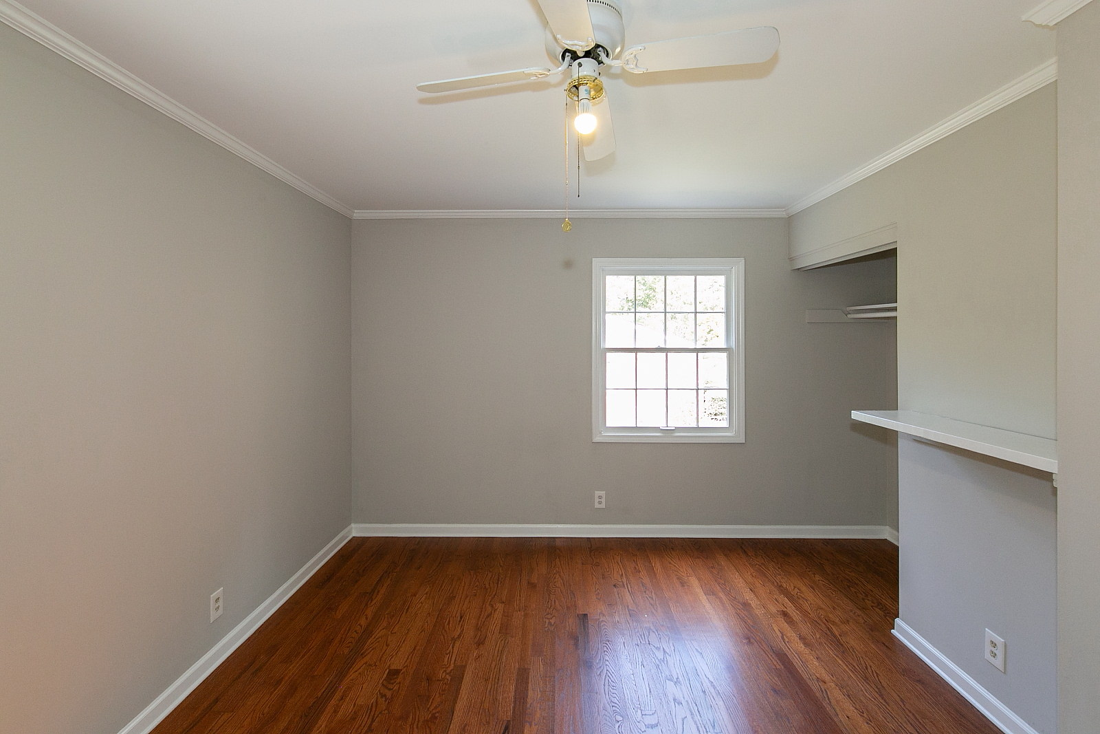 Glide Tour of 1227 Gale Dr Nw, Norcross, Georgia 30093