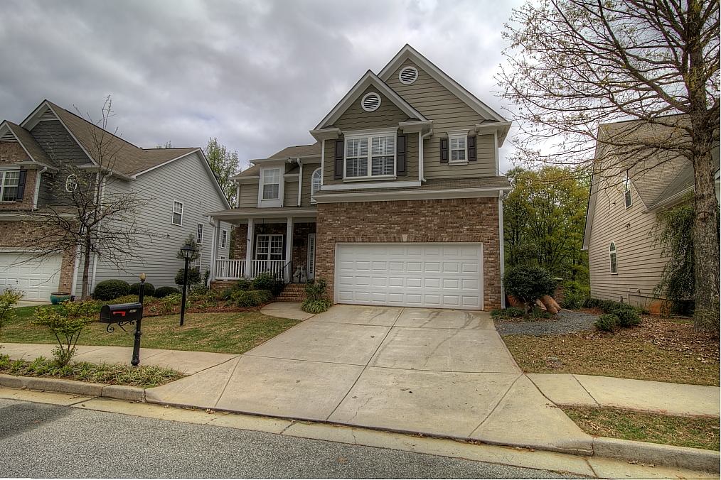 Glide Tour of 3413 Lantern View Lane, Scottdale, Georgia 30079