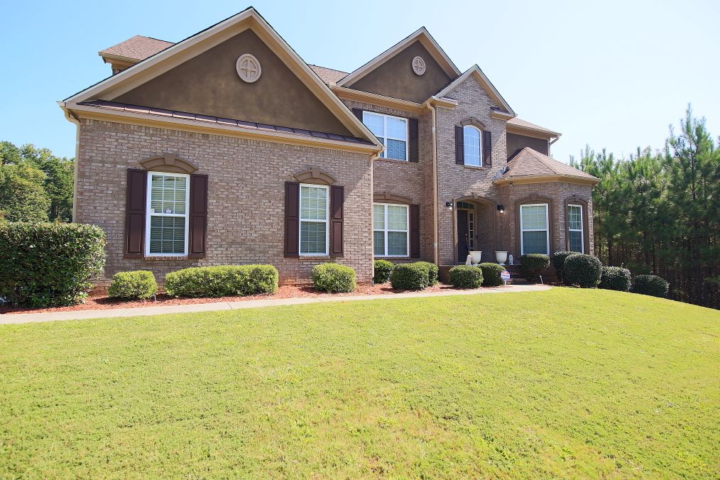Glide Tour of 1097 Southland bluff, Stone Mountain, Georgia 30087