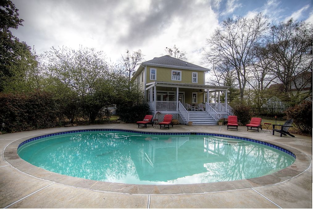 Glide Tour of 109 Rope Mill Road, Woodstock, Georgia 30188